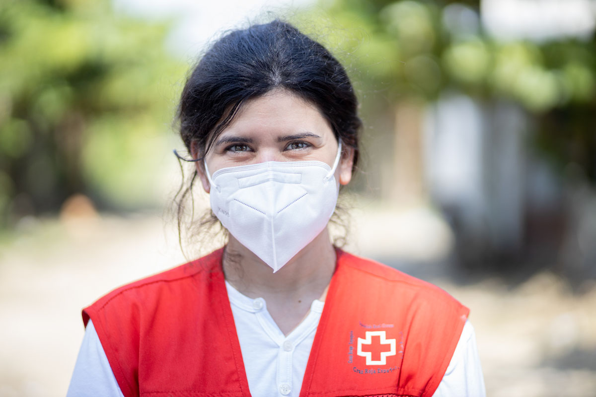 Seeing the world, and helping others, through science – Red Cross Red ...